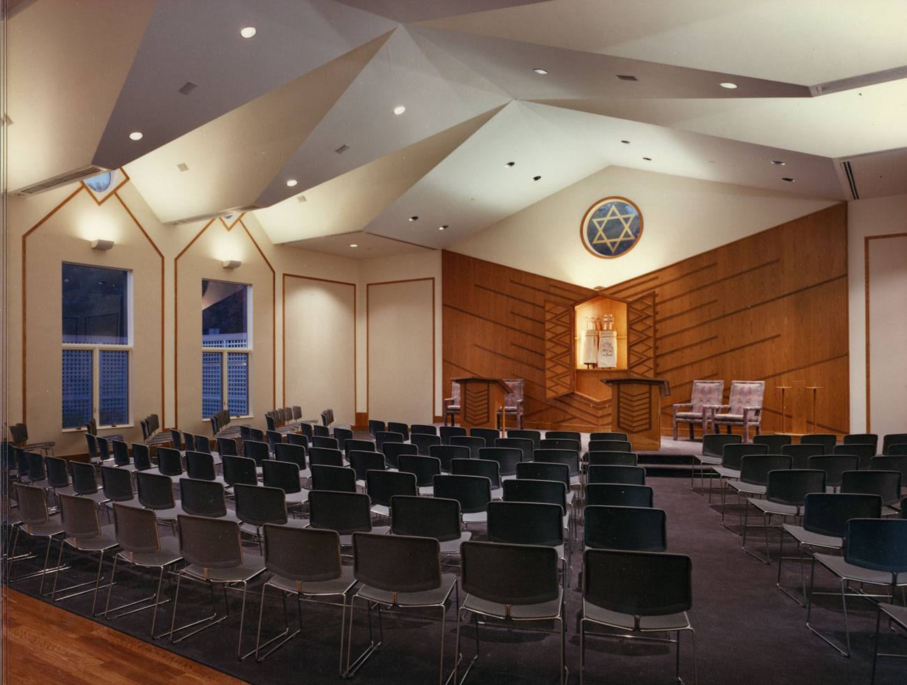 TEMPLE-BETH-DAVID-SANCTUARY—OPEN-ARK – Torrey Architecture